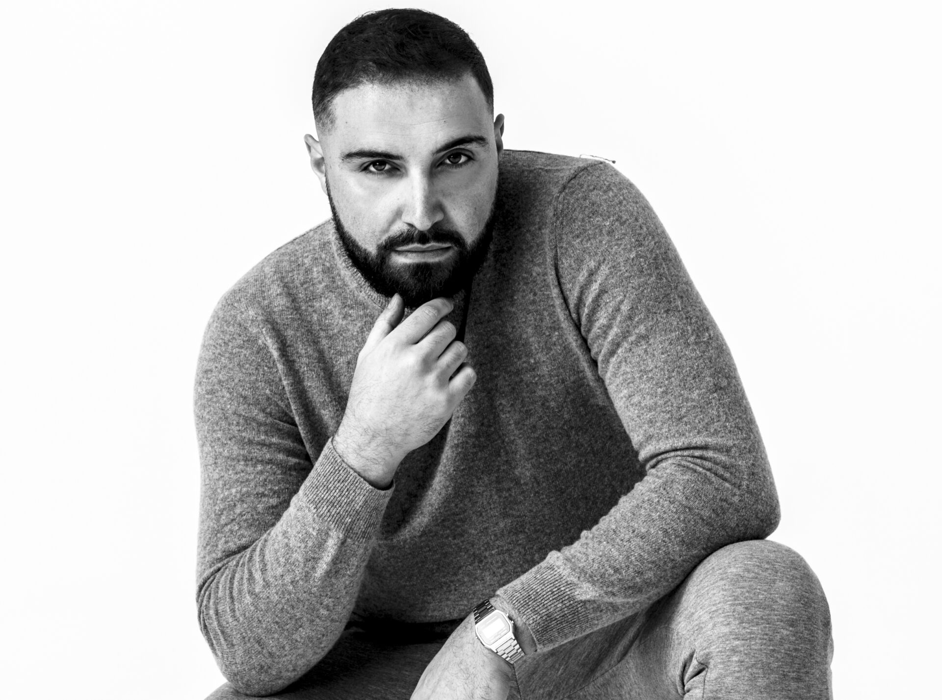 Discover the delicate sound of the new single “Permaloso” celebreMagazine