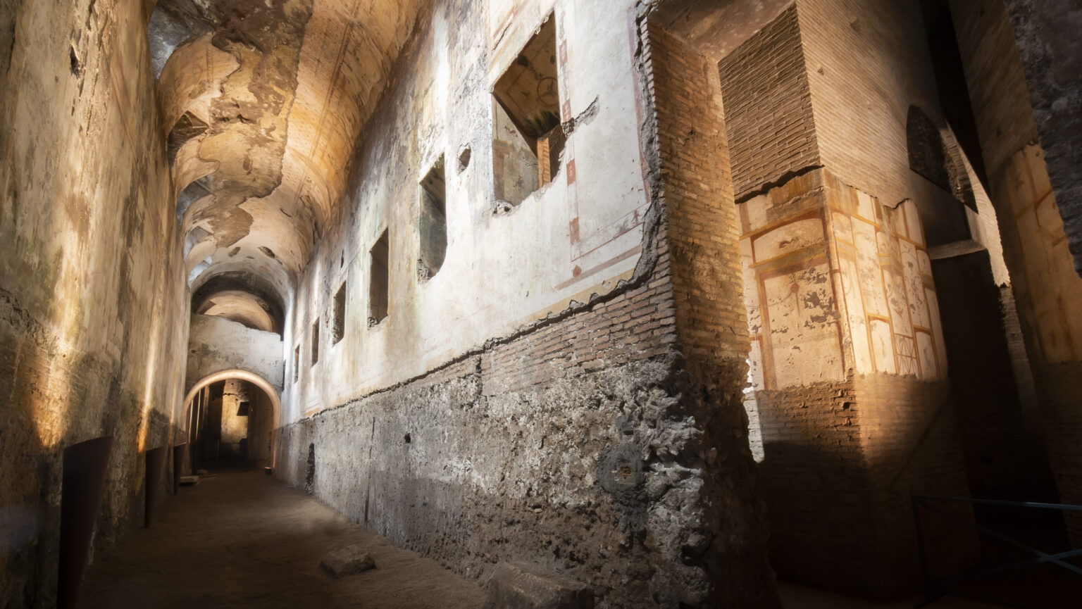 Raphael and the grotesques, discovering the Domus Aurea celebreMagazine