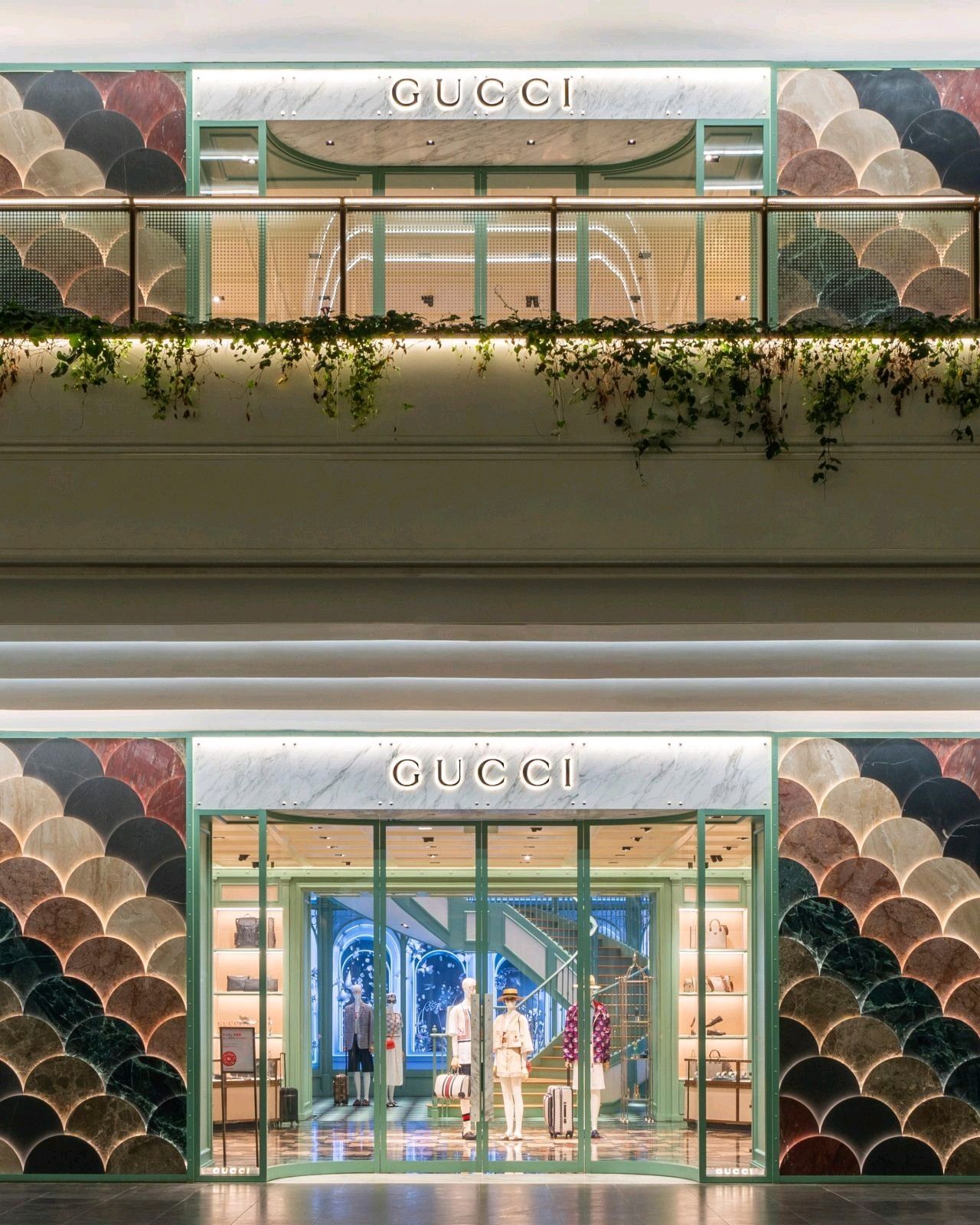 Luxury Wonderland: Gucci Chengdu Store Blends Renaissance Futurism and ...