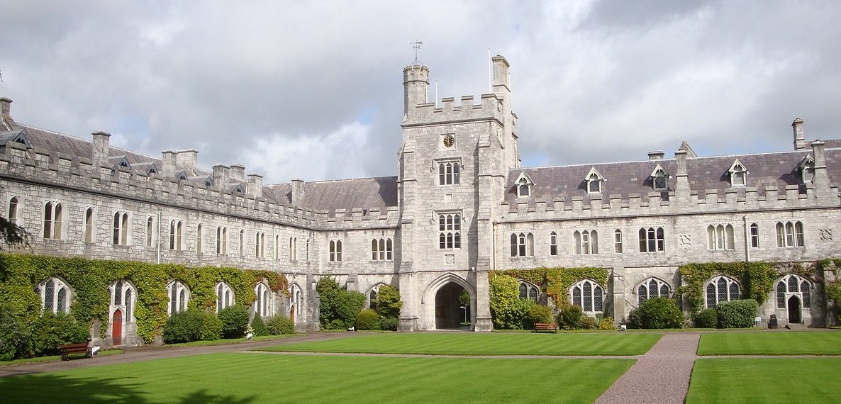 How college life shapes student fashion and personal style